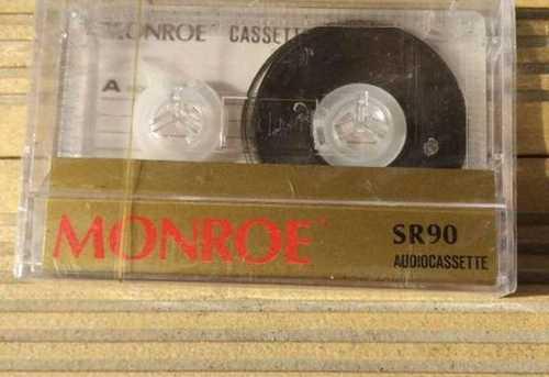 Аудио кассета новая Monroe