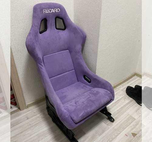 Сиденье Ковш Recaro Фиолетовый