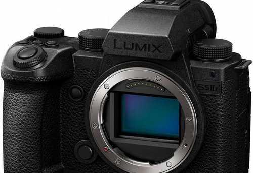 Panasonic Lumix S5 II X Body