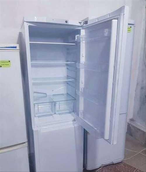 Холодильник Hotpoint Ariston б.у