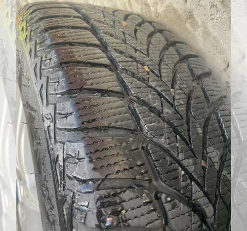 Goodyear UltraGrip Ice 2 215/60 R16 99T