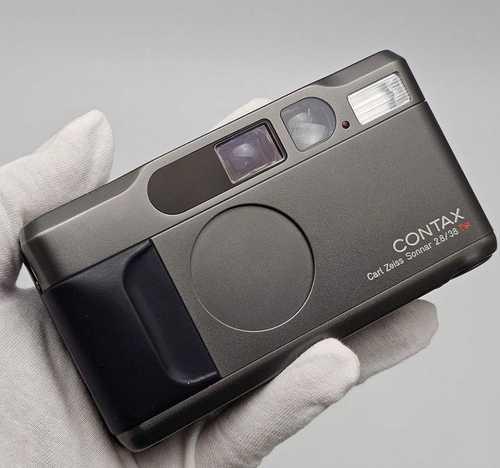 Contax T2