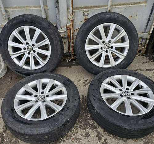 215/65 R17 Pirelli Scorpion Verde Лето Литые R17 pсd:5x112 ет:40 DIA:57.1