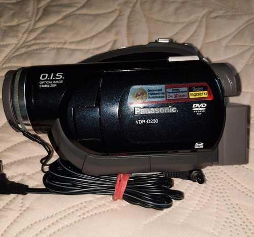 Видеокамера panasonic VDR-D230