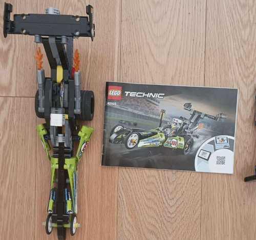 Lego Technic Драгстер 42103