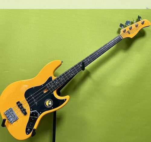 Бас-гитара Sire V3P Marcus Miller JazzBass