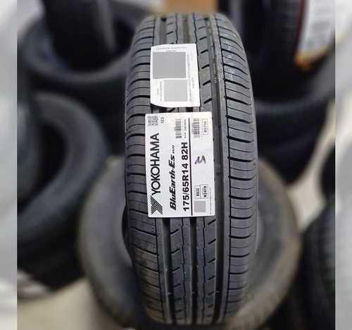 Yokohama BluEarth-ES ES32 175/65 R14 82H