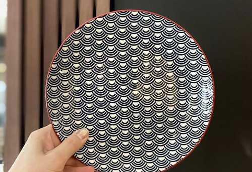 Тарелка керамика,черно-белые волны, 20,5 см