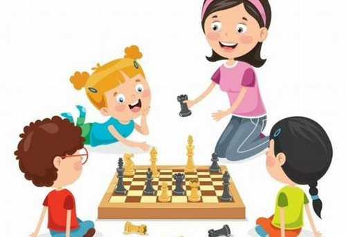 Малыши играют в шахматы