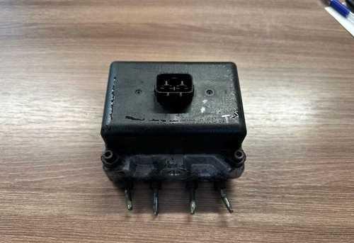 Блок клапанов гидроподвески Lexus Lx570 2008-2022