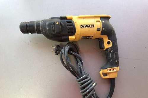 С135) Перфоратор DeWalt D-25133 ks