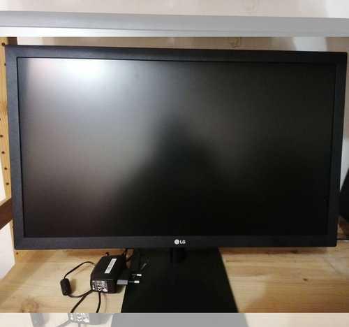 Монитор LG 22MK400A