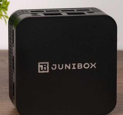 JuniBox мощный Мини-пк неттоп Q-ube PRO новый