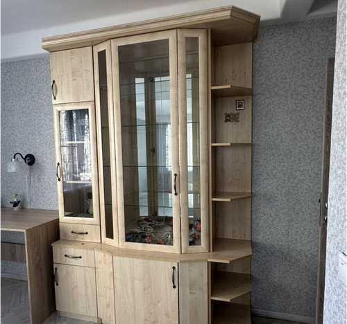 Буфеты и серванты