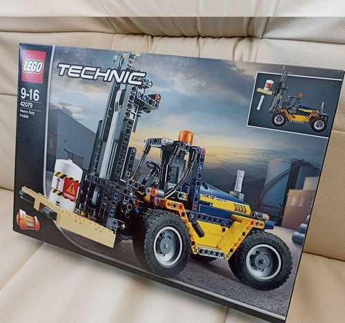 Lego Technic 42079 Сверхмощный вилочный погрузчик