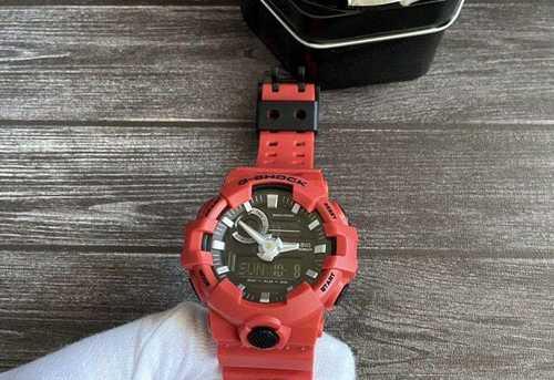 Часы Casio G-Shock GA-700 красного цвета