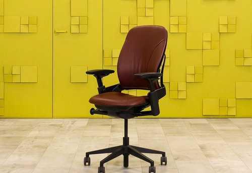 Компьютерное кресло Steelcase Leap B США