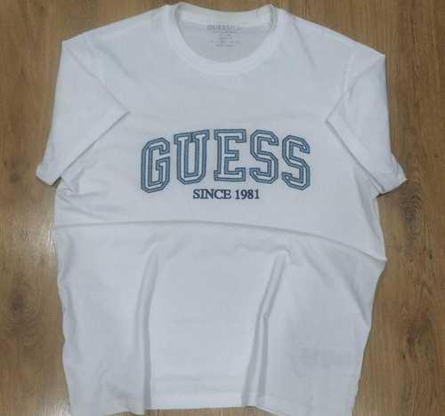 Футболка guess