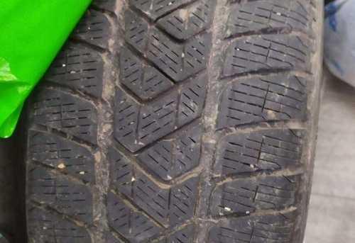 Pirelli Formula Ice 225/55 R19 99H