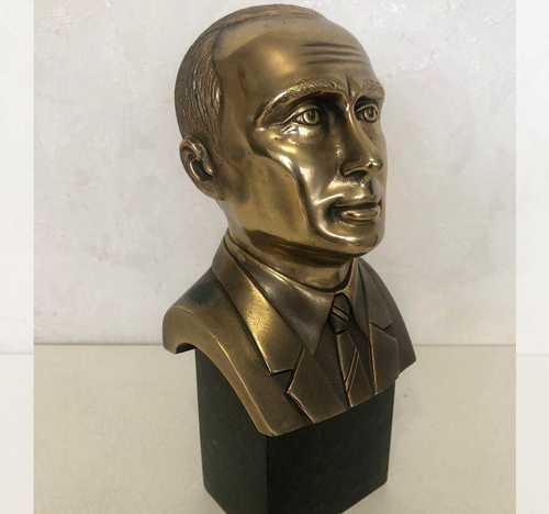 Бюст Путина