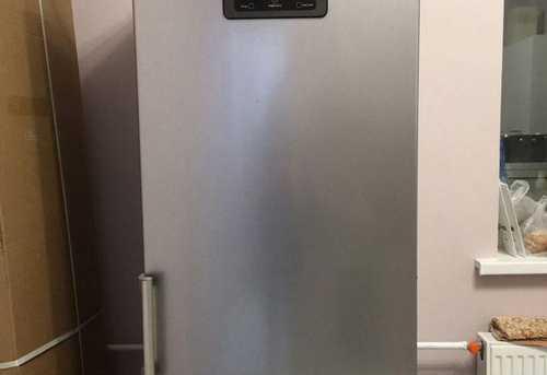 Холодильник б/y Whirlpool на запчасти