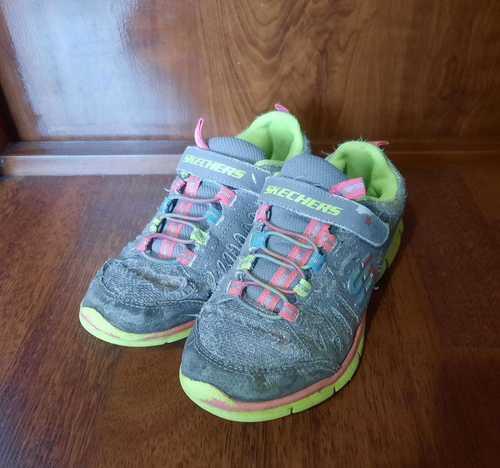 Кроссовки детские sketchers 32