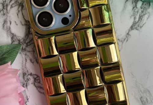 Красивый чехол на iPhone 13 pro плетенка Золотой
