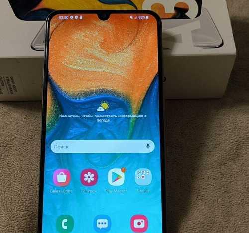 Samsung Galaxy A30, 3/32 ГБ