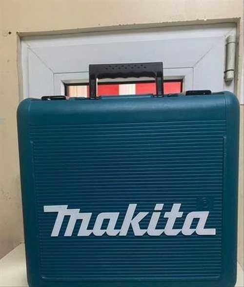 Вертикальный фрезер Makita RP0900 арт.1241/988