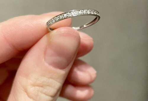 Золотое кольцо 15,5 с бриллиантами