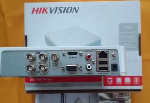 Видеорегистратор Hikvision DS-7100 c ж.д 500гб