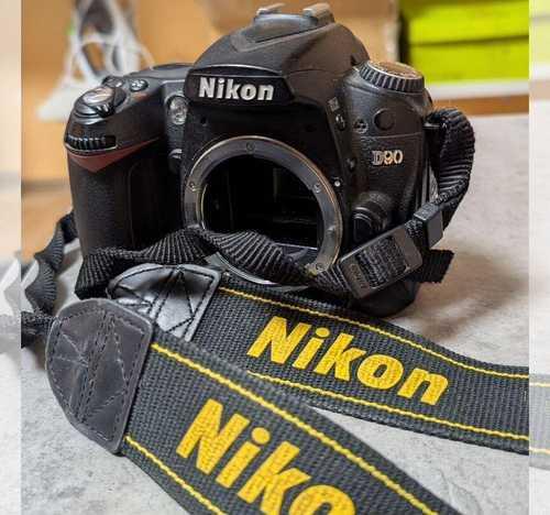 Nikon D90