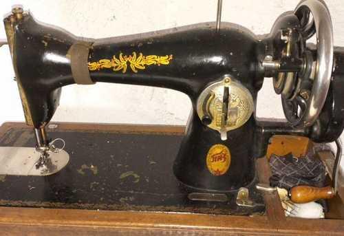 Швейная машина Подольск, ручная с серийным номером
