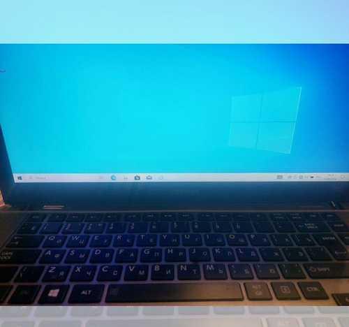 Ноутбук Toshiba satellite U840W