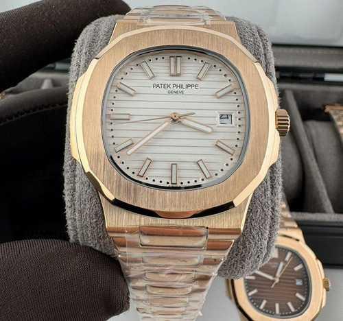 Часы Patek Philippe Nautilus 40мм