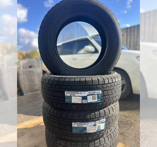 Goform W705 215/60 R16 95T