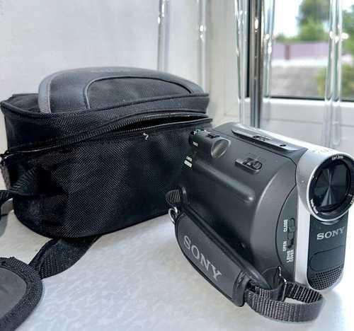 Видео камера Sony handycam DCR-HC38