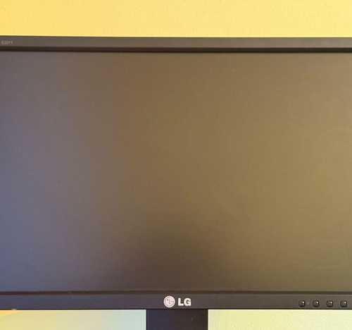 Монитор LG 21.5" Flatron E2211S, 1920x1080