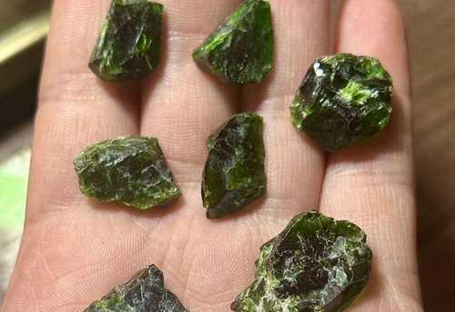 Хромдиопсид минерал камень