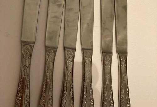 Набор столовых ножей