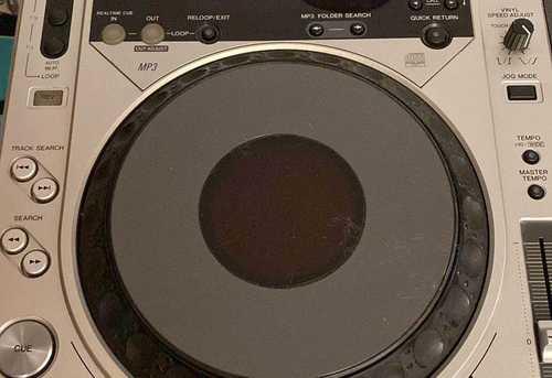 Dj оборудование Pioneer CD деки 800 и пульт 400