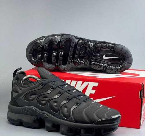 Черные Nike Vapormax Plus