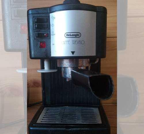 Кофеварка рожковая delonghi