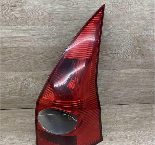 Фонарь правый Renault Megane 2 универсал Ар 112538