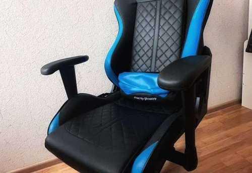 Игровое компьютерное кресло DX Racer