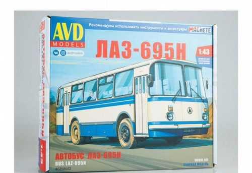 4029AVD Сборная модель лаз-695Н