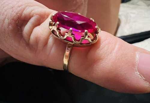 Золотое кольцо СССР с рубином 585