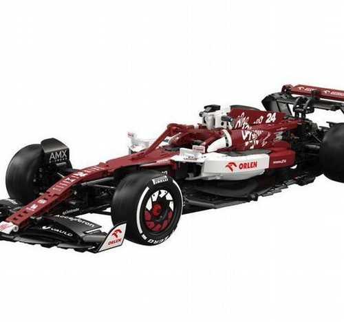 Конструктор CaDA болид Alfa Romeo F1 Team orlen