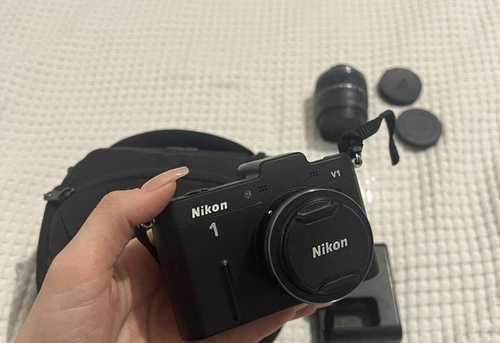 Фотоаппарат Nikon 1 V1 (2 объектива в комплекте)