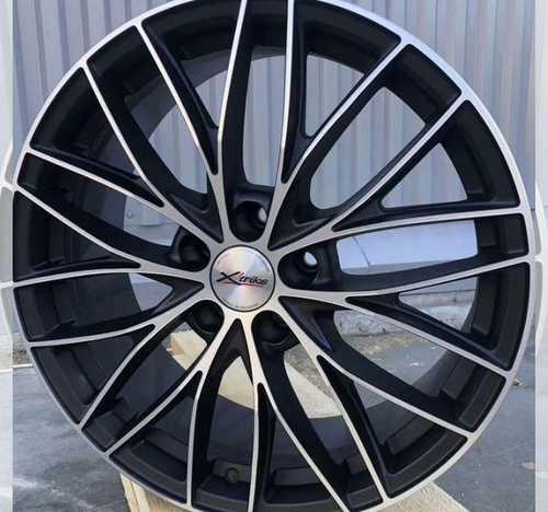 Диск литой R18 5X108 d65.1 J7.5 ET36 Xtrike BKM X